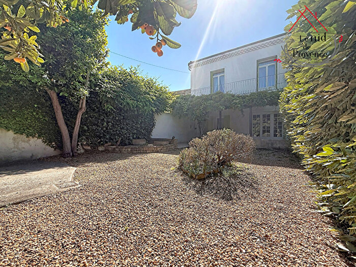 Maison 5 pièces à Orange, Colline, Etang, à vendre