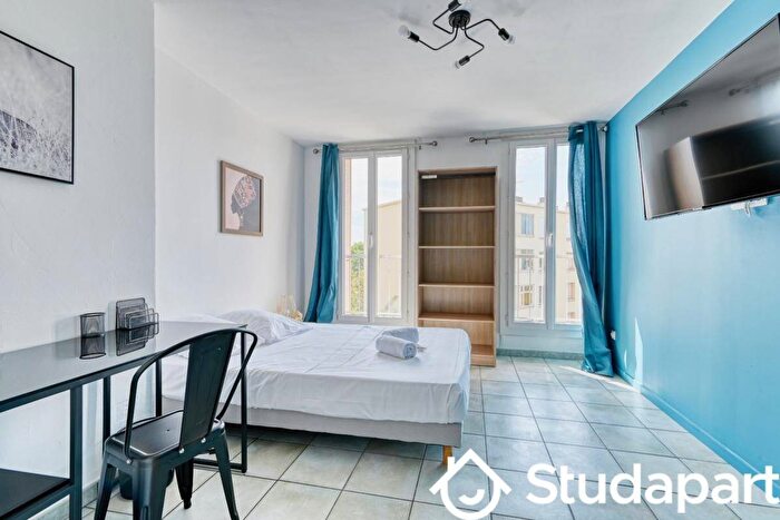 Appartement à louer - Sainte Marguerite, Marseille ème arrondissement - 1 pièce - 1 chambre