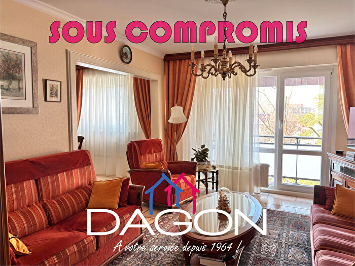 Appartement à vendre - Mulhouse, Doller - 5 pièces - 3 chambres