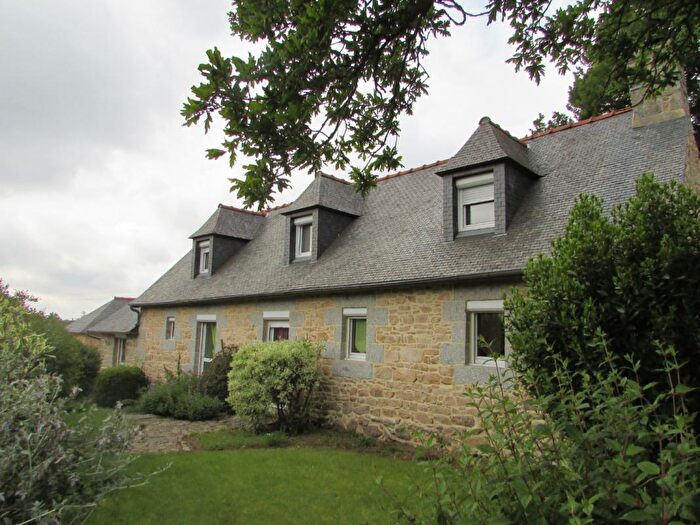 Maison à louer - Bégard - 3 pièces - 2 chambres