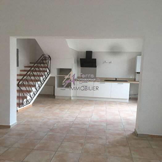 Beaucaire, Centre-ville - Appartement 2 pièces à louer