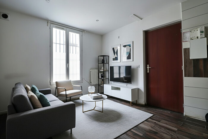 Appartement à vendre - Saint-Denis, La Plaine Saint-Denis - 1 pièce