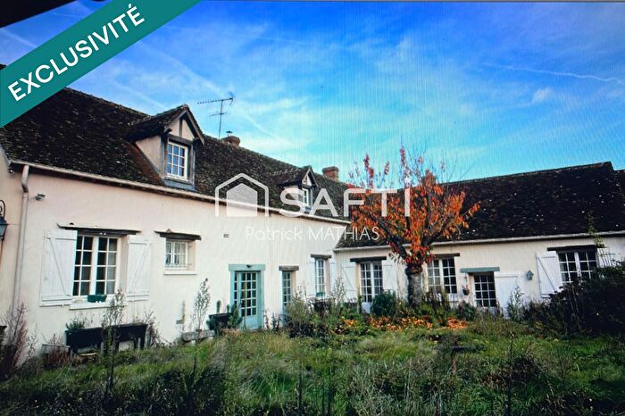 Maison à vendre - Nogent-le-Phaye - 7 pièces - 5 chambres