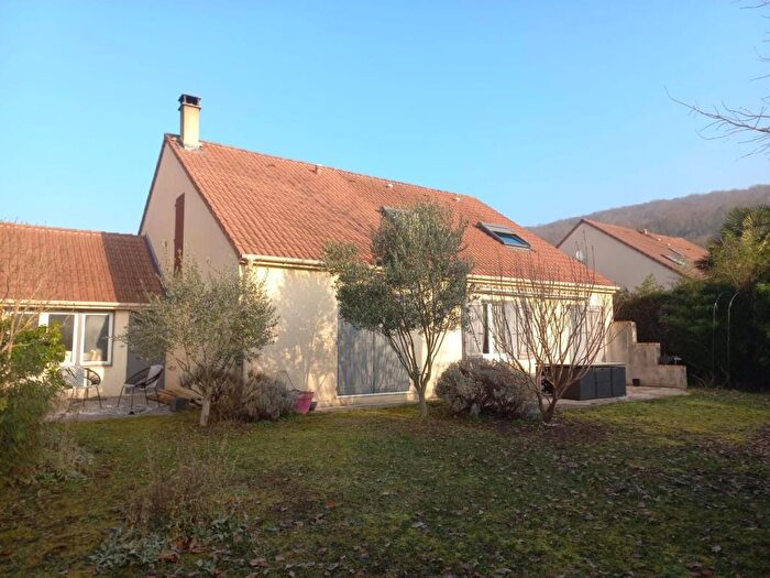 Maison à vendre - Vaux-sur-Seine - 7 pièces - 5 chambres