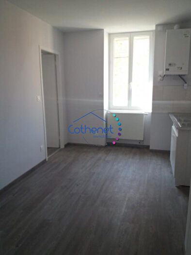 Bourg-de-Thizy : Appartement 3 pièces à louer