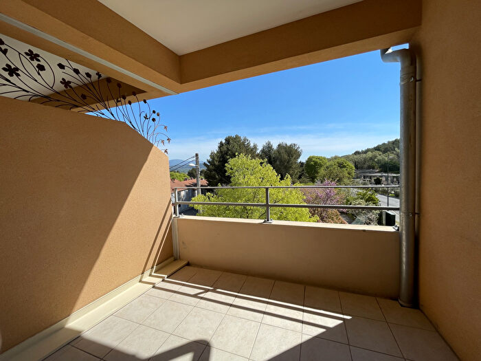 La Roque-d'Anthéron - Appartement 2 pièces à louer