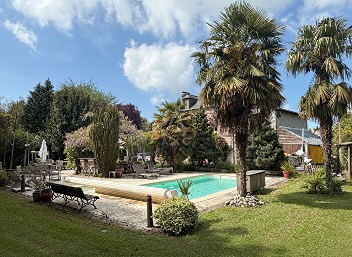 Pont-lévêque : Maison 14 pièces à vendre