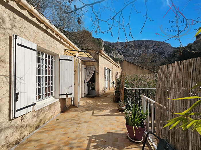 Appartement à vendre - Fontaine-de-Vaucluse - 3 pièces - 1 chambre