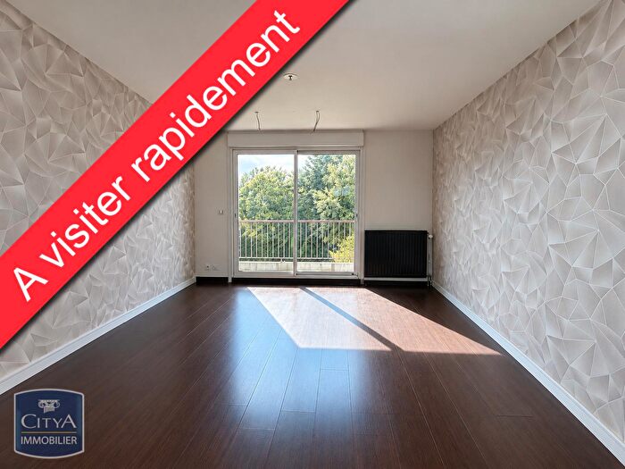 Appartement 3 pièces à louer - Quimper, Kermoysan