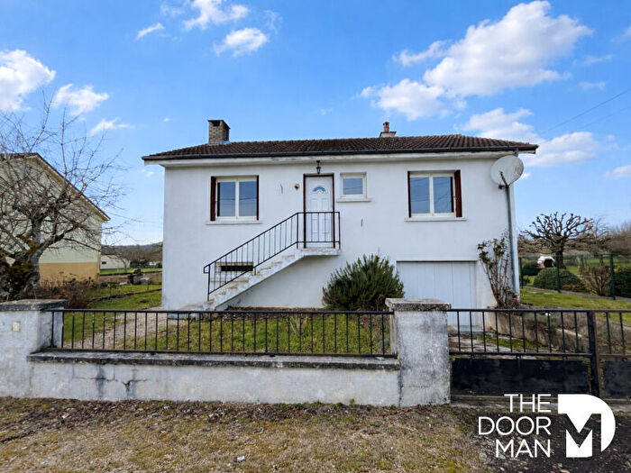 Maison à vendre - Chalindrey - 5 pièces - 3 chambres