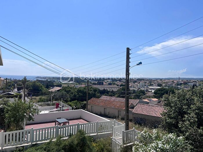 Maison à vendre - Balaruc-les-Bains - 7 pièces - 4 chambres