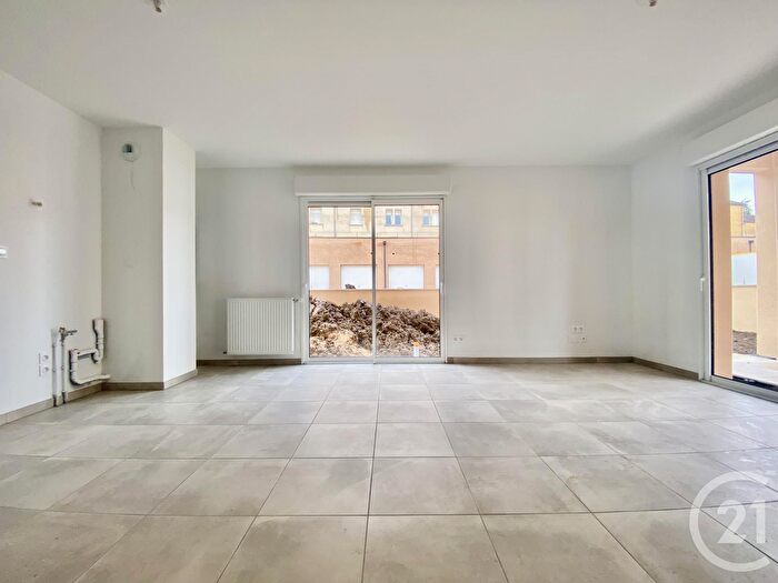 Appartement à vendre - Les Abrets - 2 pièces - 1 chambre