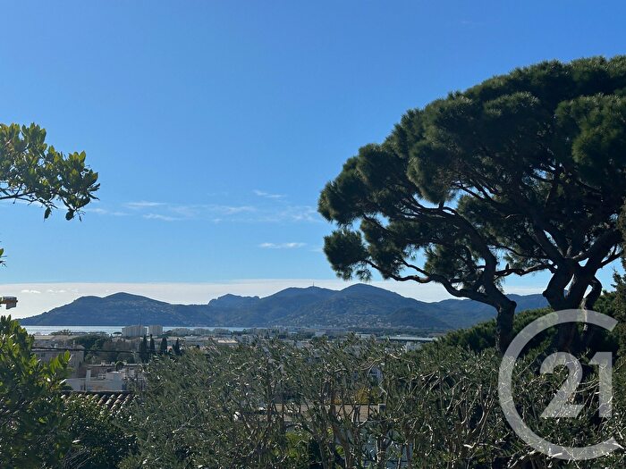 Maison à vendre - Cannes, Croix des Gardes - 5 pièces - 4 chambres