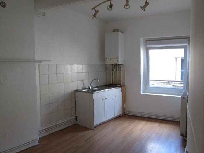 Appartement à louer - Rive-de-Gier, Centre-ville, Baldeyrou, République - 2 pièces - 1 chambre