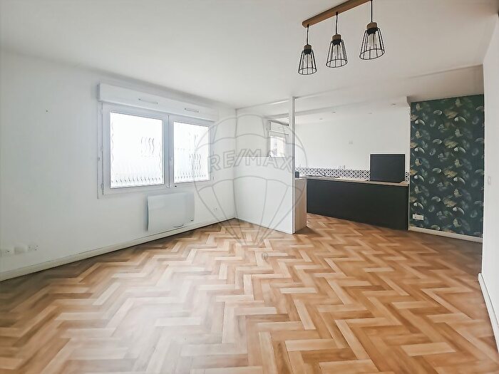 Nantes, Saint-Clément, Jardin des plantes, Caserne Lamoricière : Appartement 3 pièces à louer