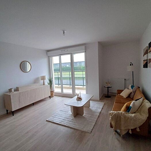 Appartement à louer - Saint Martin, Pontoise - 4 pièces - 3 chambres