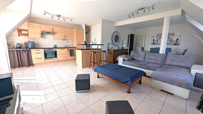 Appartement 5 pièces à Beaumont-sur-Oise, à vendre