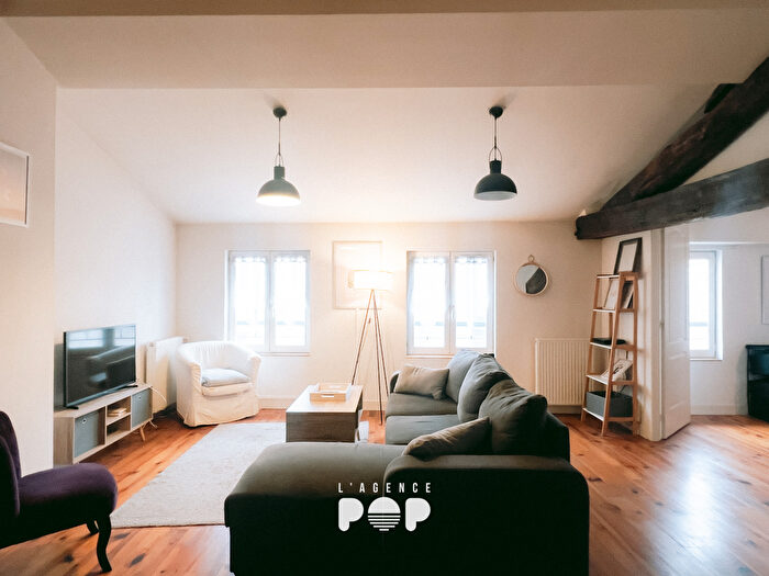 Appartement à louer - Périgueux, Centre-ville, La Gare, Saint-Martin - 3 pièces - 1 chambre