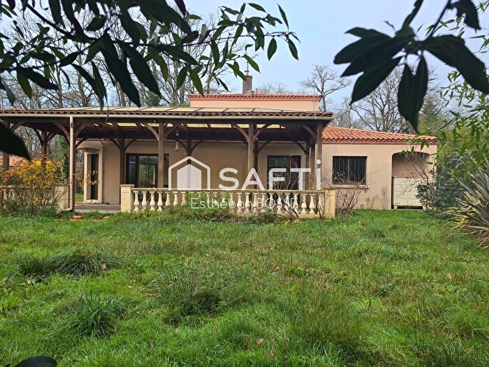 Maison à vendre - Les Sorinières - 7 pièces - 4 chambres