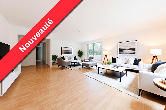 Appartement à vendre - Chamalières, Hauteurs de Chamalières, Les Savarounes - 3 pièces - 2 chambres