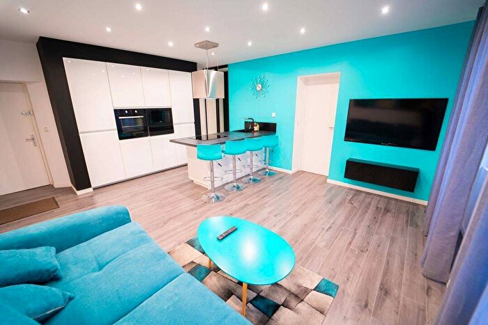 Appartement à louer - Saint Jacques-Chavanelle, Saint-Étienne - 2 pièces - 1 chambre
