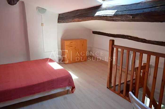 Appartement à louer - Centre Ville, Aix-en-Provence - 1 pièce