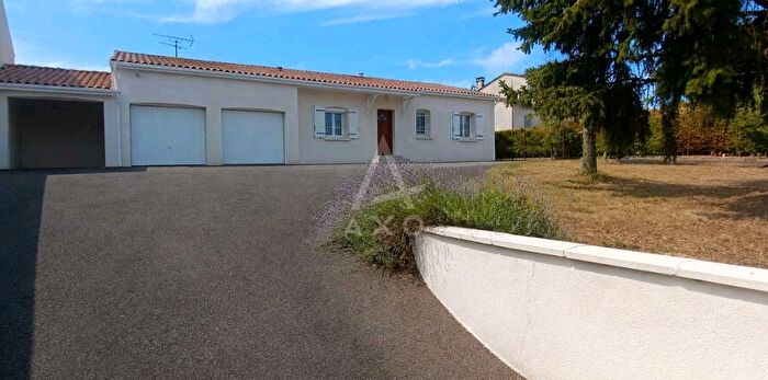 Maison 4 pièces à vendre à Magnac-sur-Touvre