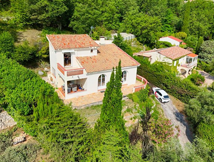 Gattières : Maison 4 pièces à vendre