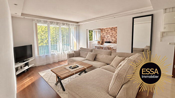 Appartement 3 pièces à Aubergenville, à vendre