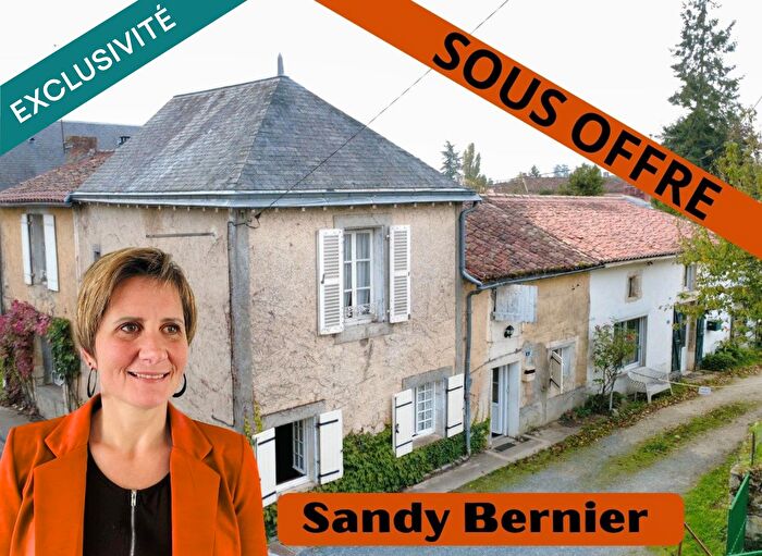 Maison à vendre - Roches-Prémarie-Andillé - 3 pièces - 2 chambres