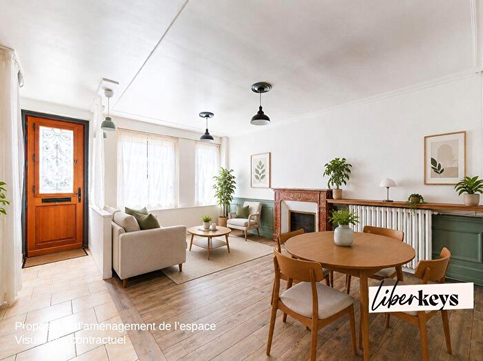 Maison 5 pièces à vendre à Saint-Lubin-des-Joncherets