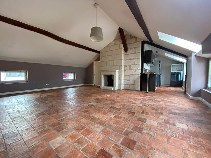 Appartement 3 pièces à Saumur, Centre-ville, à vendre