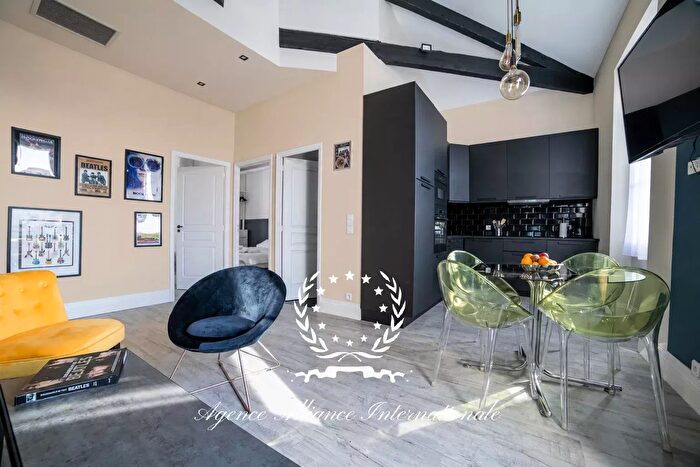 Cannes, Petit Juas : Appartement 3 pièces à vendre