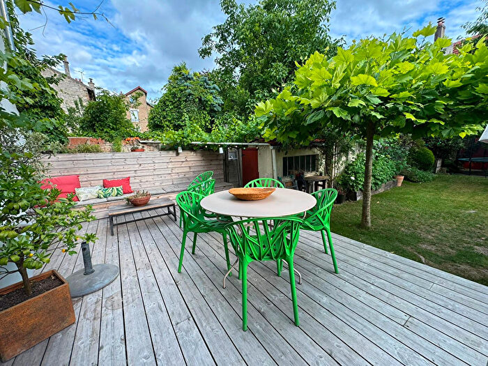 Clamart, Gare : Maison 6 pièces à louer