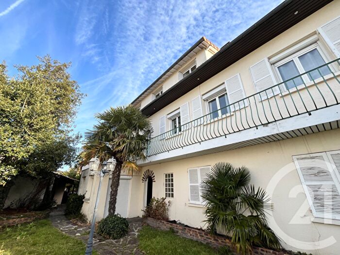 Maison à vendre - Argenteuil, Val Notre Dame - 12 pièces - 7 chambres