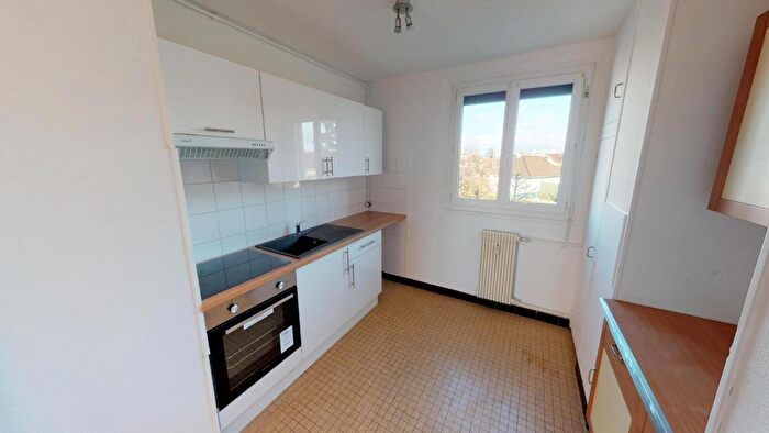 Appartement à louer - Luisant - 4 pièces - 2 chambres