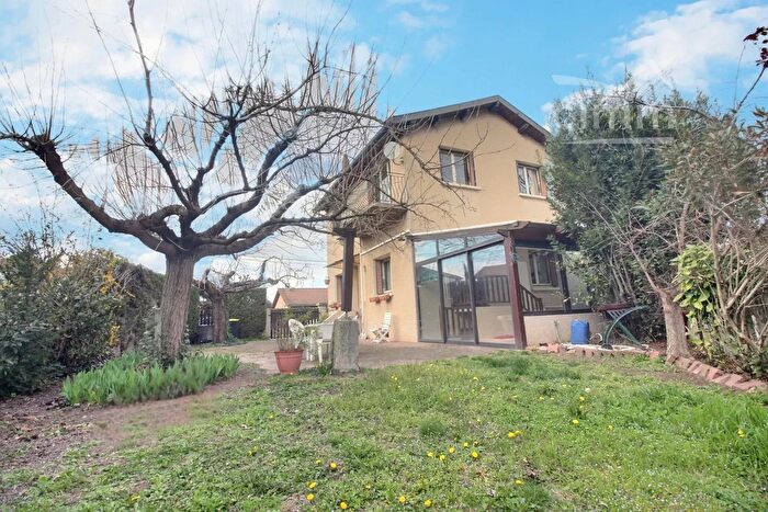 Maison à vendre - Le Péage-de-Roussillon - 5 pièces - 4 chambres