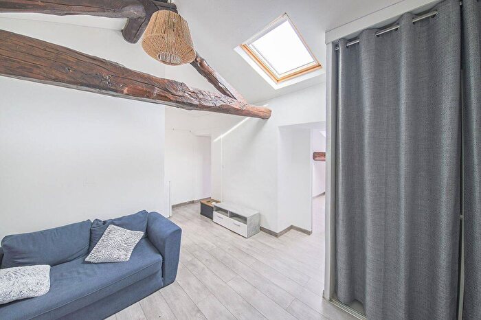 Appartement à louer - Nord-Fango, Bastia - 2 pièces - 1 chambre