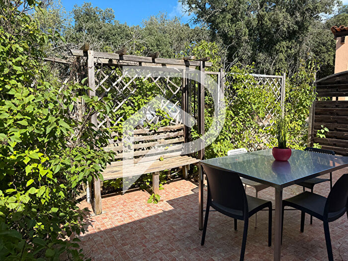 Maison à vendre - Saint-Julien - 3 pièces - 2 chambres