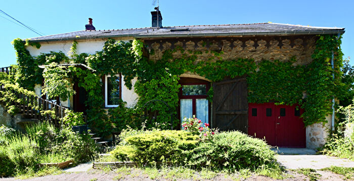 Chastellux-sur-Cure : Maison 5 pièces à vendre
