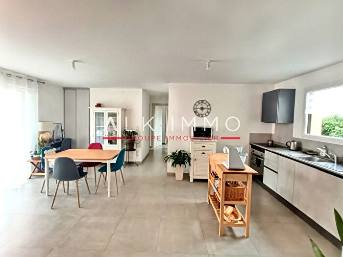 Appartement à vendre - Chens-sur-Léman - 4 pièces - 3 chambres