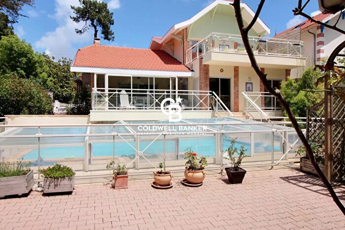 Arcachon, Ville d'Hiver, Parc Mauresque - Maison 8 pièces à vendre