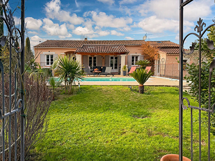 Maison à vendre - Graveson - 5 pièces - 3 chambres