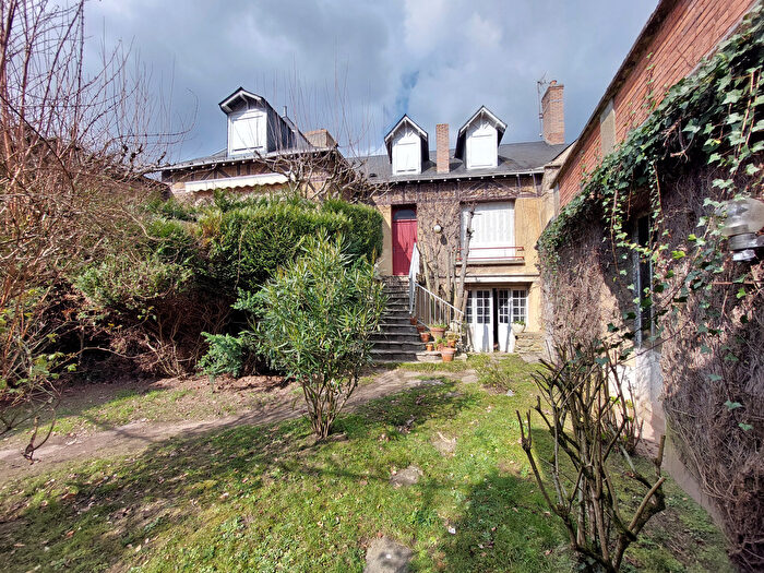 Maison à vendre - La Flèche, Centre-ville - 6 pièces - 4 chambres