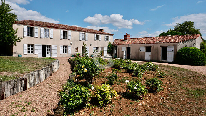 Maison à vendre - Angles - 5 pièces - 4 chambres