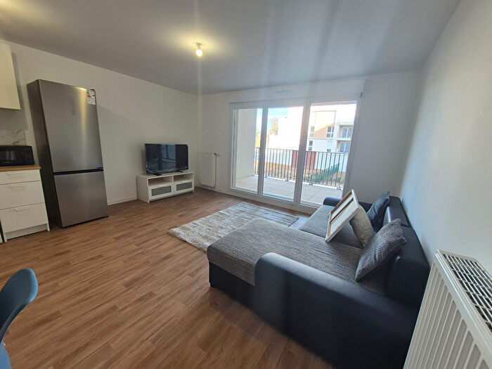 Appartement à louer - Coulommiers, Centre-ville - 3 pièces - 2 chambres