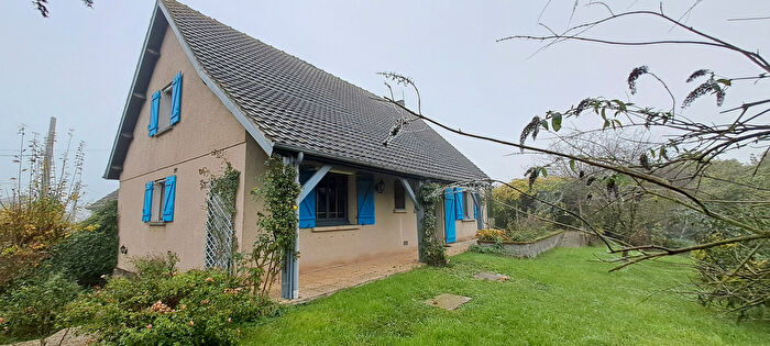 Maison à vendre - Auneau - 8 pièces - 4 chambres