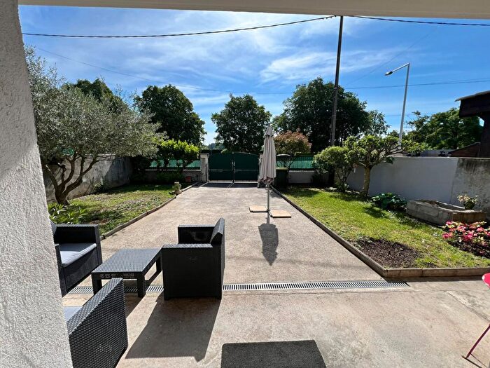 Maison 6 pièces à Vénissieux, à vendre