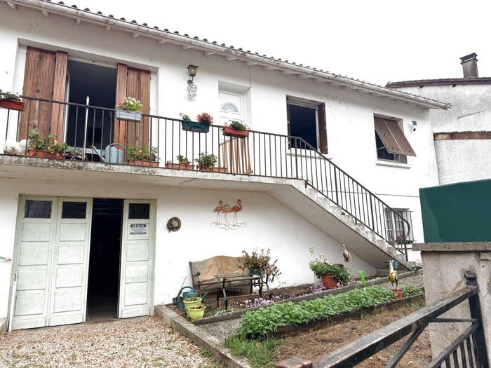 Maison 5 pièces à louer à La Roche-Chalais