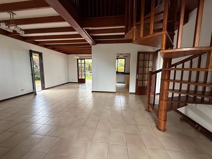 Maison à vendre - Saint-Pierre, Condé - 6 pièces - 5 chambres